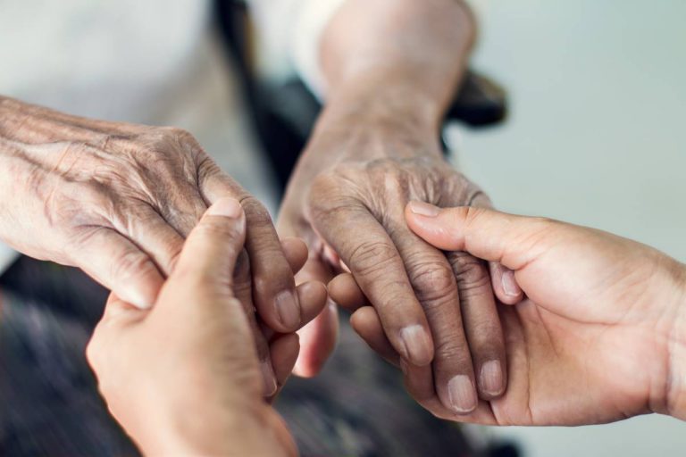 O subsídio de apoio ao cuidador informal | Serviço Público O subsídio de apoio ao cuidador informal | Serviço Público